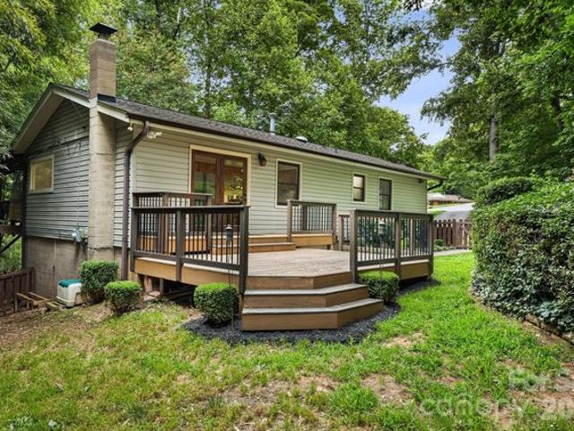 10 Botany View Ct, Asheville, NC 28805