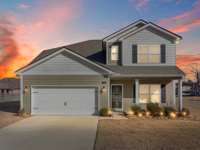 10 Blackthorn Cv, Oakland, TN 38060 | MLS #10205