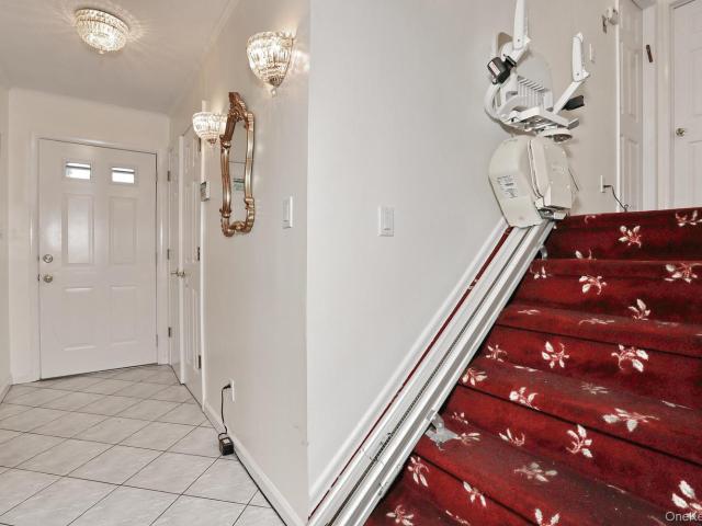 10 Briarcliff Drive