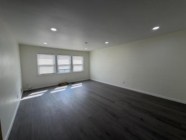 10 Briarwood Rd # 2
