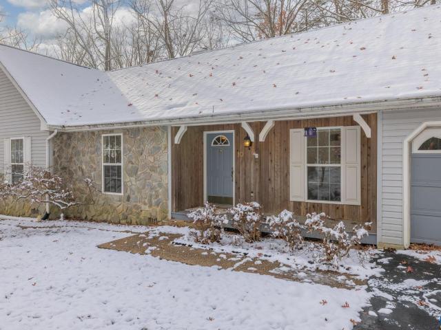 10 Briarwood Rd, Palmyra, VA 22963 | MLS #671626 | Compass