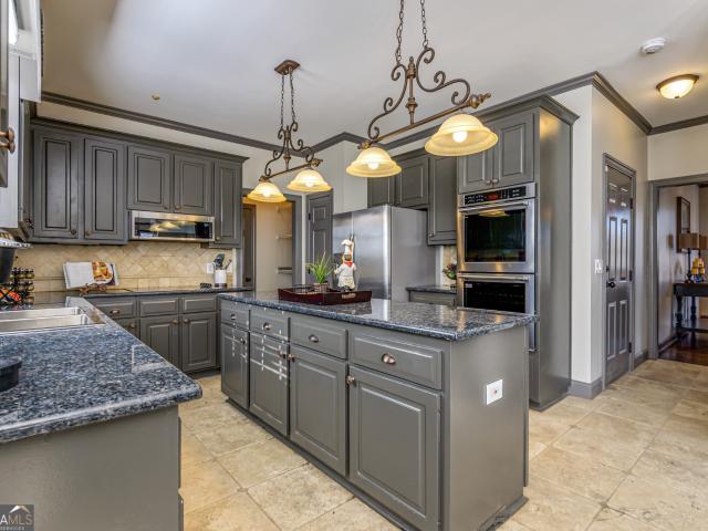 10 Bridlewood Court
