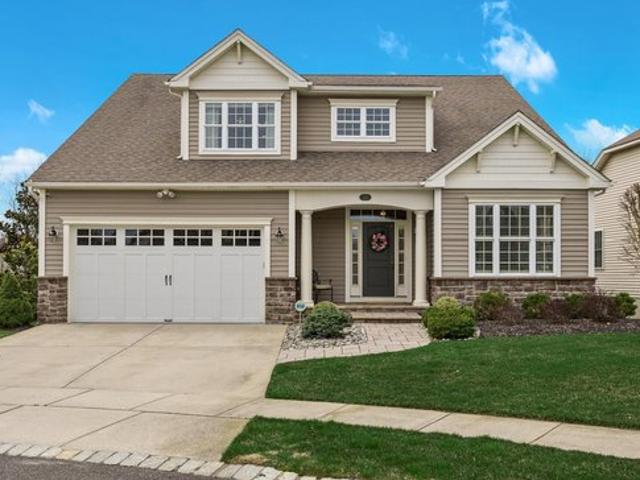 10 Brinklow Ct, Medford, NJ 08055