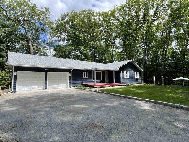 10 Bryan Ct, Rockingham, VT 05101
