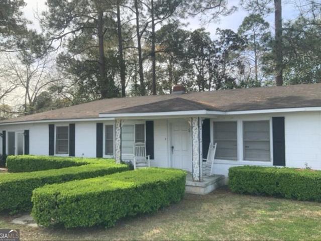 10 Bryant St, Statesboro, GA 30458