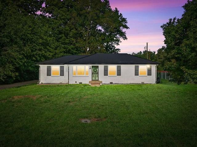 10 Bunker Hill Rd, Clarksville, TN 37042