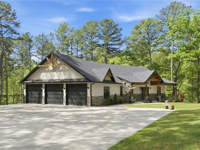 10 Burghley Lane