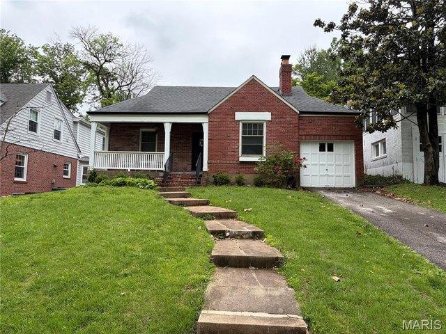 10 Burroughs Ln, Ladue, MO 63124