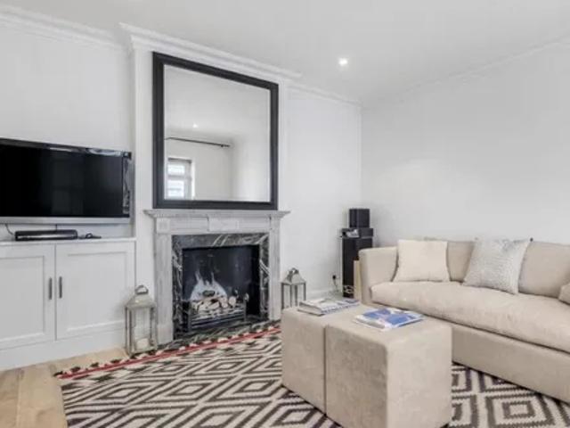 10 Campden House Close, London, W8 7NU, United Kingdom | 3 bed house for rent #167382648 | Rentberry