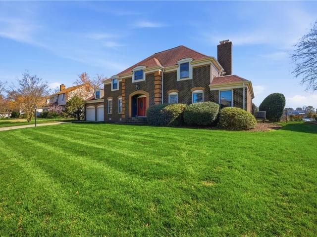 10 Canal DR