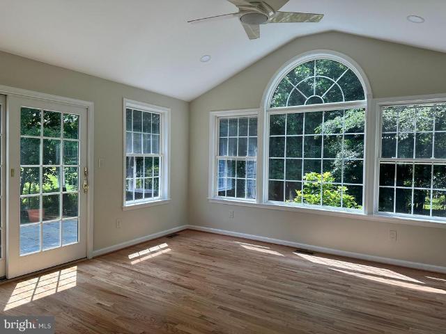 10 Caddy Court