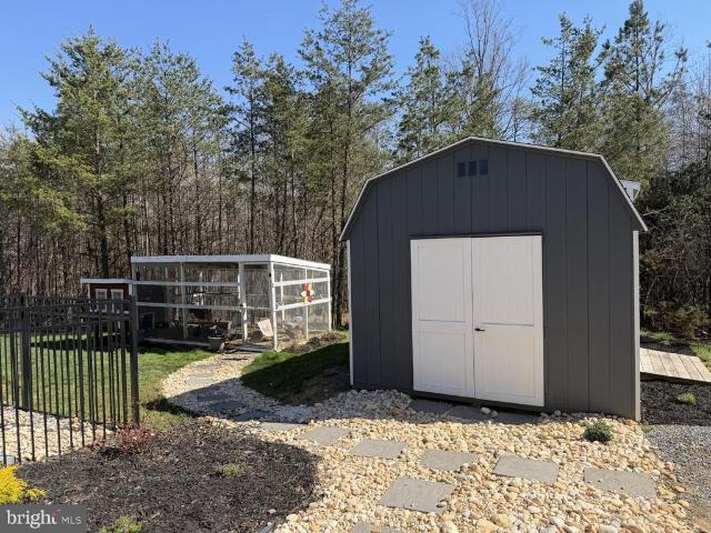 10 Cardinal Crest Drive