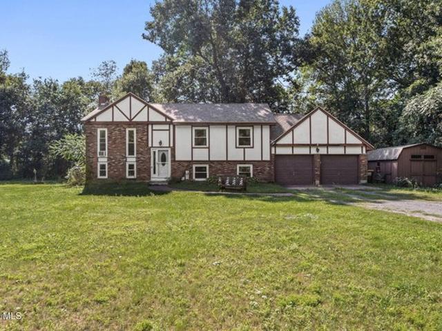 10 Carl Ave, Greenwich, NY 12834