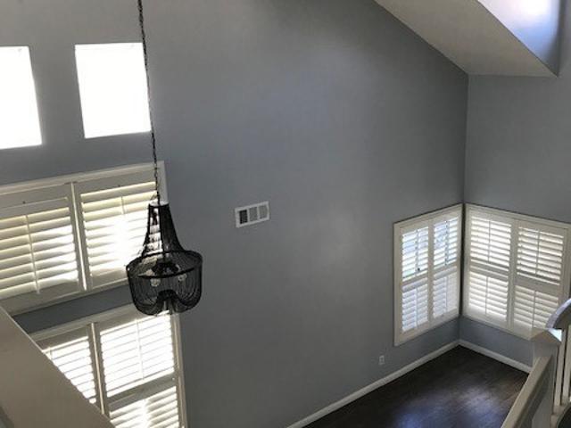 10 Carriage Drive