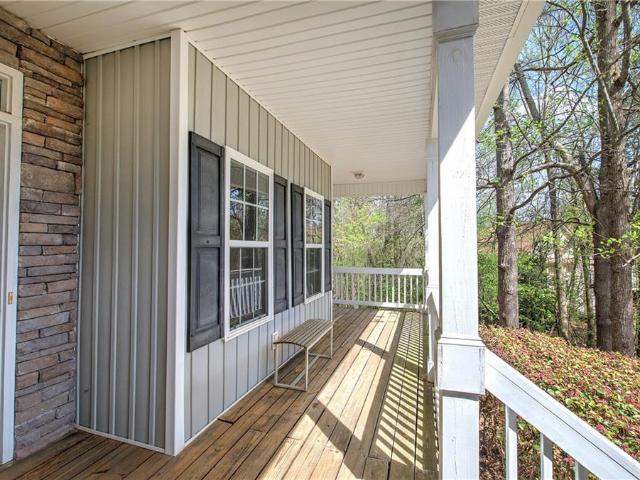 10 Carriage Ln NW, Cartersville, GA 30120 | MLS #7745 | Compass