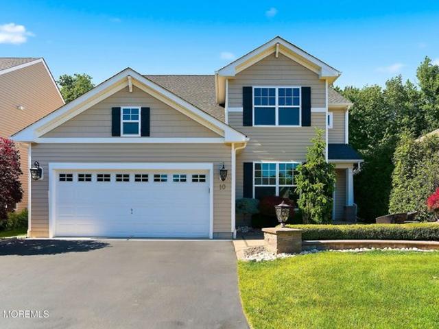 10 Cauthen Ct, Manalapan, NJ 07726