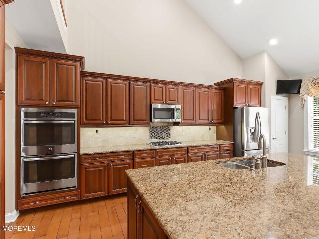 10 Cauthen Court