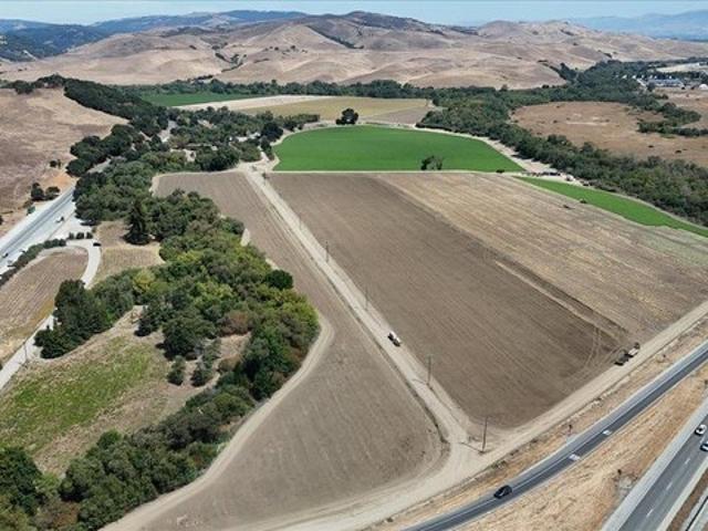 10 Chittenden Rd, San Juan Bautista, CA 95045