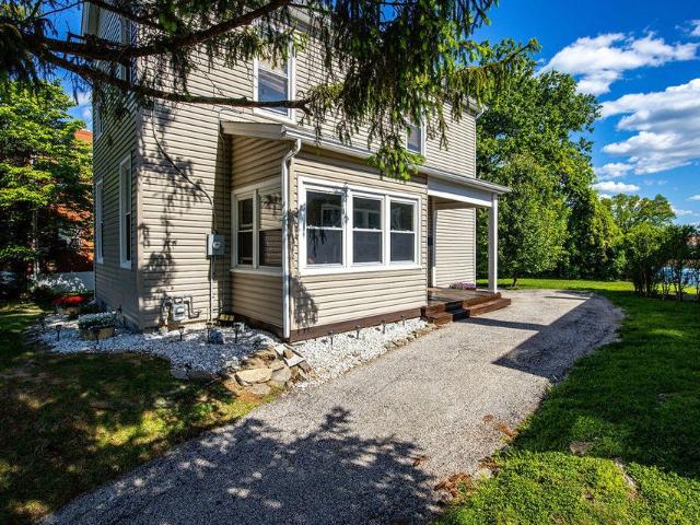10 Concord Avenue