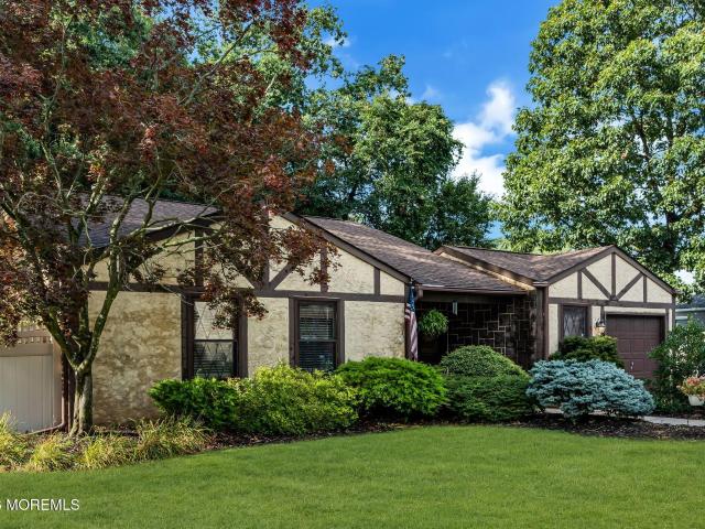 10 Concord Circle