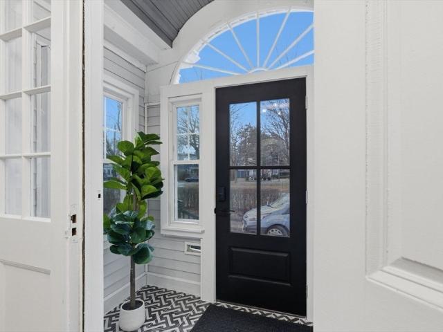 10 Copeland St 201, Quincy, MA