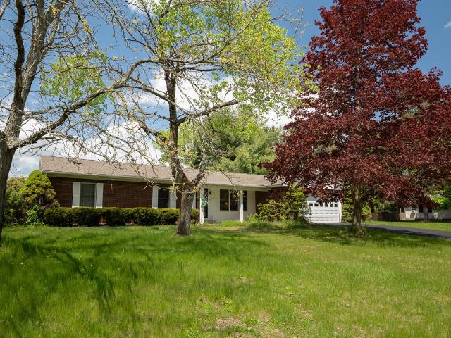 10 Cortland Drive