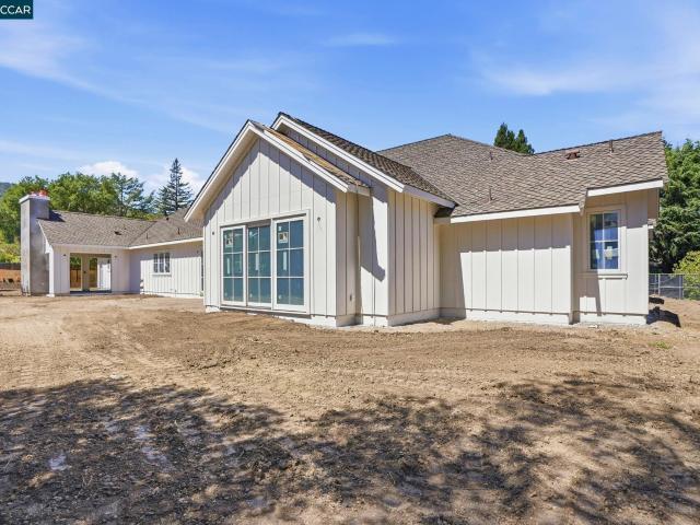 10 Corwin Dr