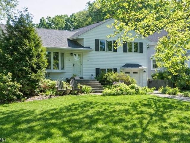 10 Cornell Pl, Chatham, NJ 07928