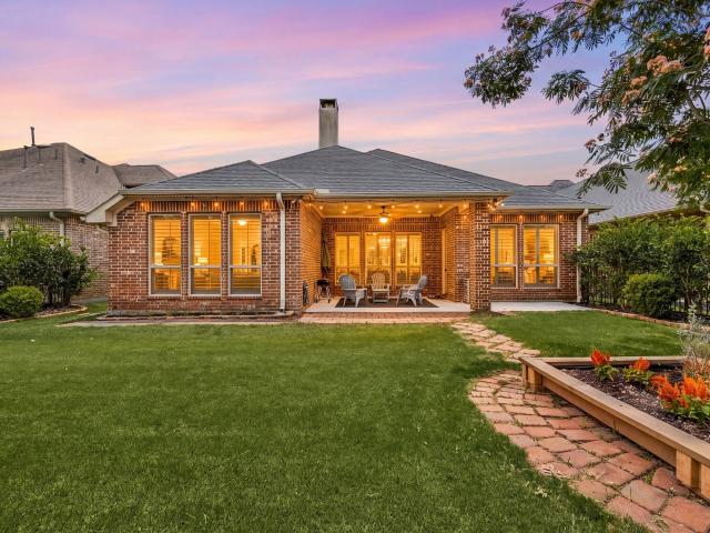 10 Cottage Glen Lane