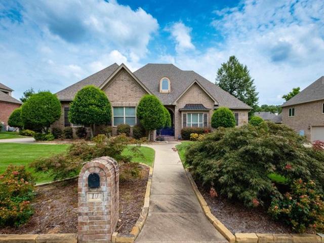 10 Courts Dr, Little Rock, AR 72223