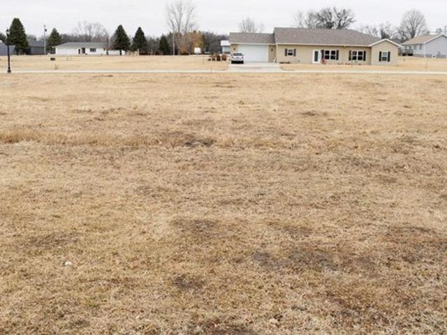 10 Clayton Blvd, Osage, IA 50461