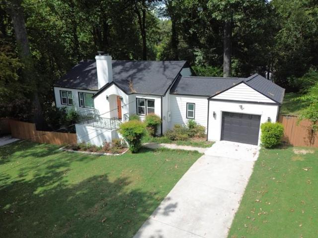 10 Claire Drive SE