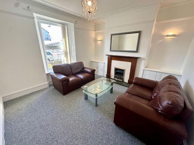 10 Clifton Road, Aberdeen AB24, 1 bed flat to rent, £600 pcm | PrimeLocation