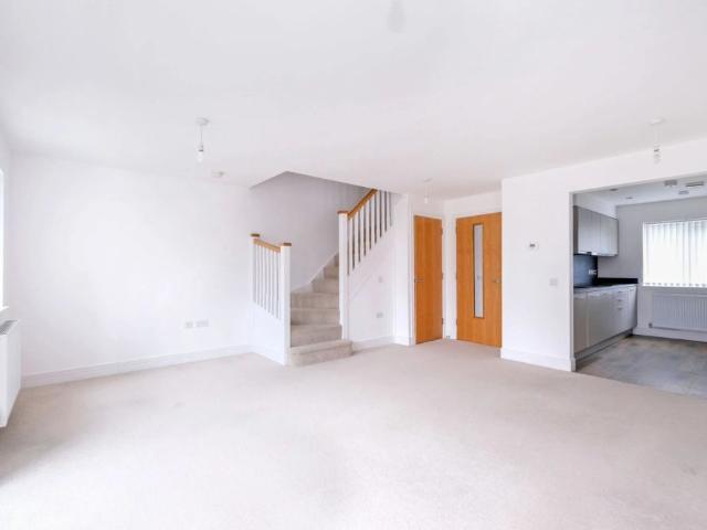 10 Craigbank Drive, Cults, Aberdeen AB15 9EG