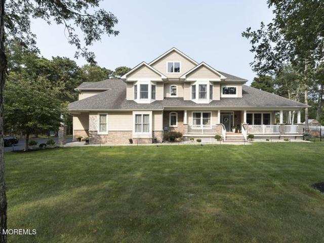 10 Cranberry Harvest Ct, Jackson, NJ 08527