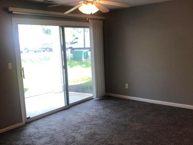 10 Creekwood Dr Drive # 1