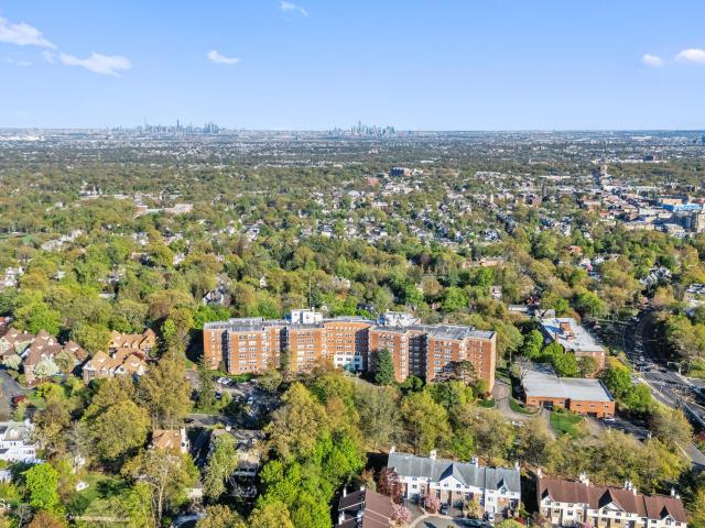 10 Crestmont Rd, Unit 3L, Montclair, NJ 07042 | MLS #22611