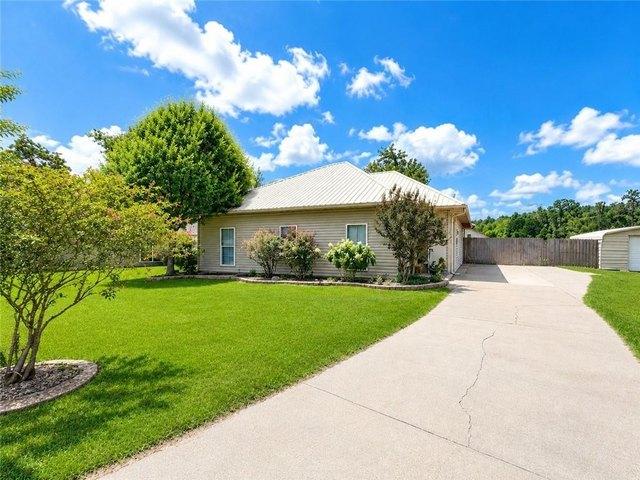 10 Cypress Dr, Ponchatoula, LA 70454