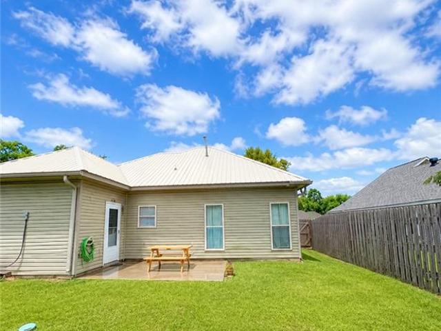 10 Cypress Drive
