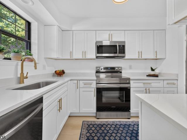 10 Daniel Ct