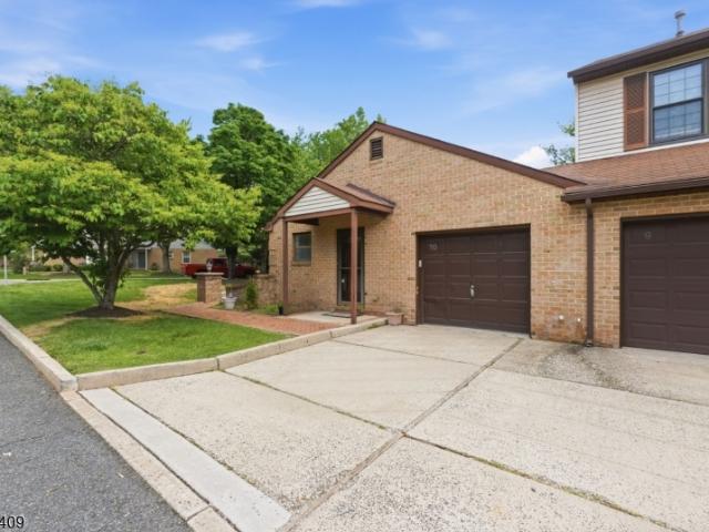 10 Daniel Ct