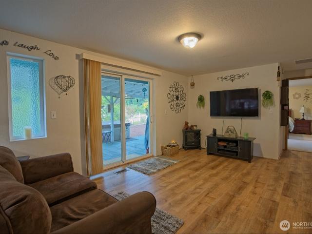10 Danielle Court