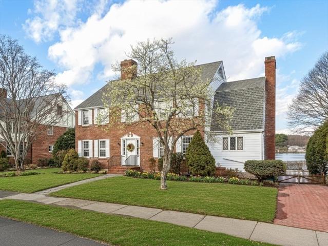 10 Dartmouth St, Winchester, MA 01890 | MLS #73496 | Compass