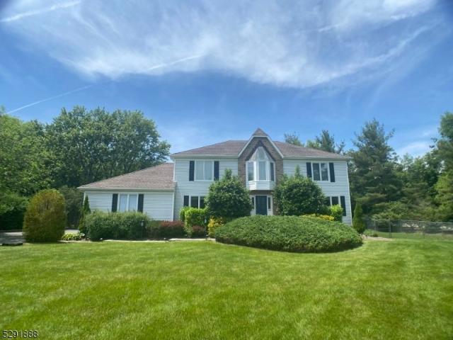 10 Darnay Rd, Morris Twp. Us, nj