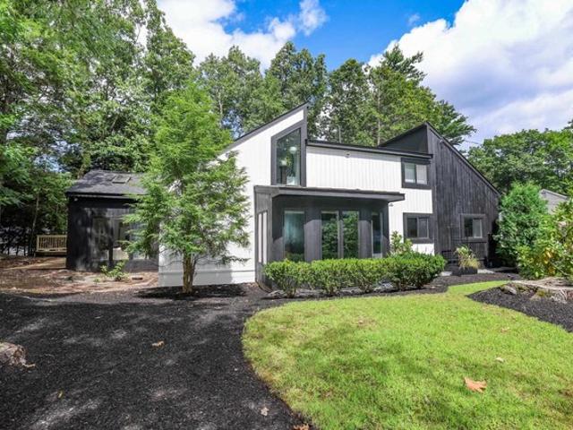 10 Deacon Dr, Nashua, NH 03063