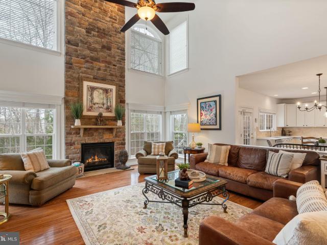10 Decoy Ln, Stafford, VA 22556 | MLS #VAST2047 | Compass