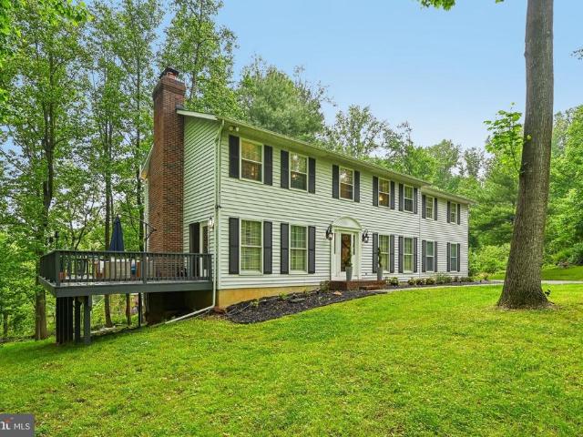 10 Delbarton Court