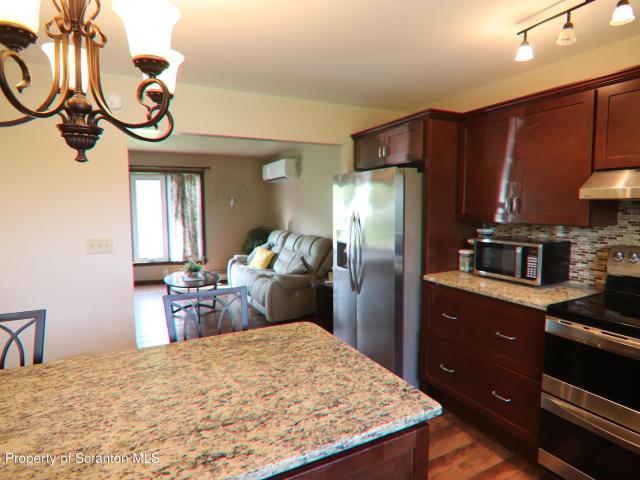 10 Dogwood Drive