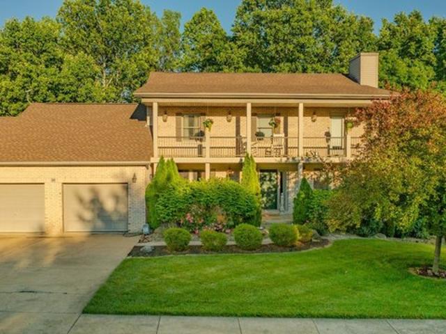 10 Dove Dr, Athens, OH 45701