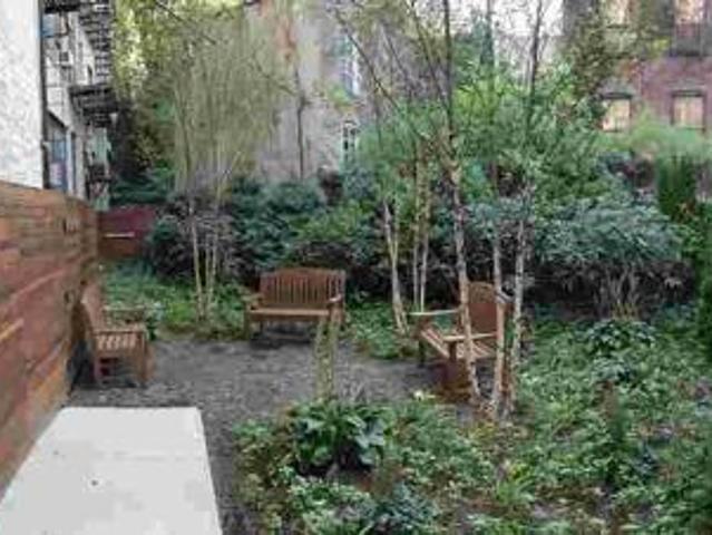 10 Downing: 2 bd 1 ba